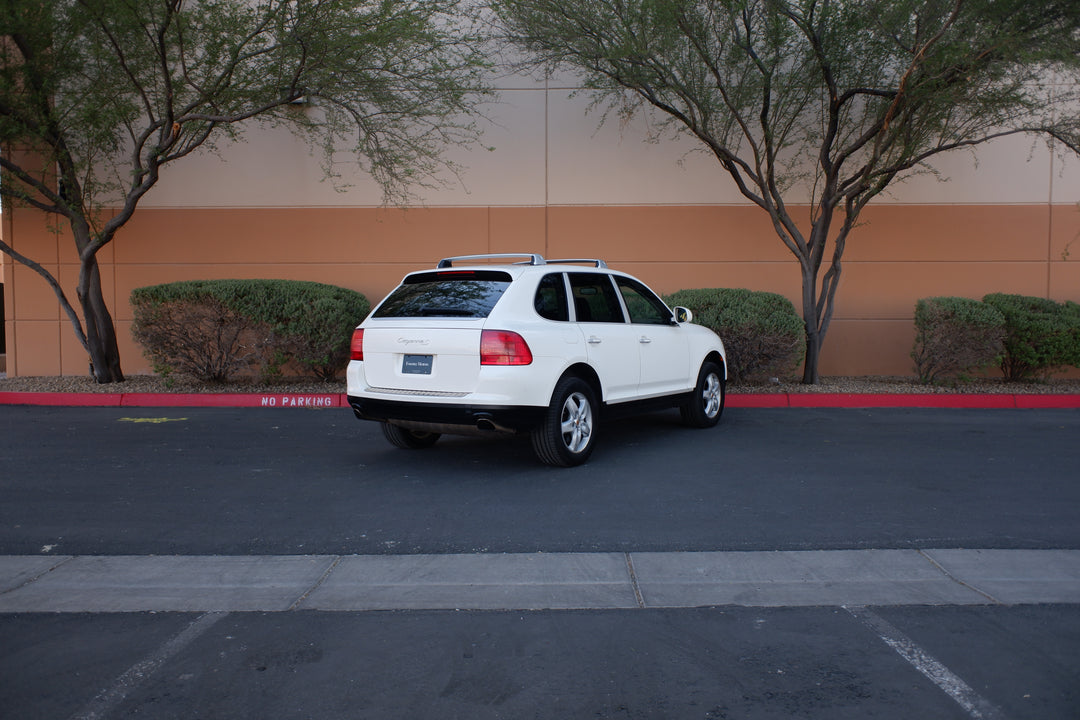 Vehicle Inventory – Essence Motors